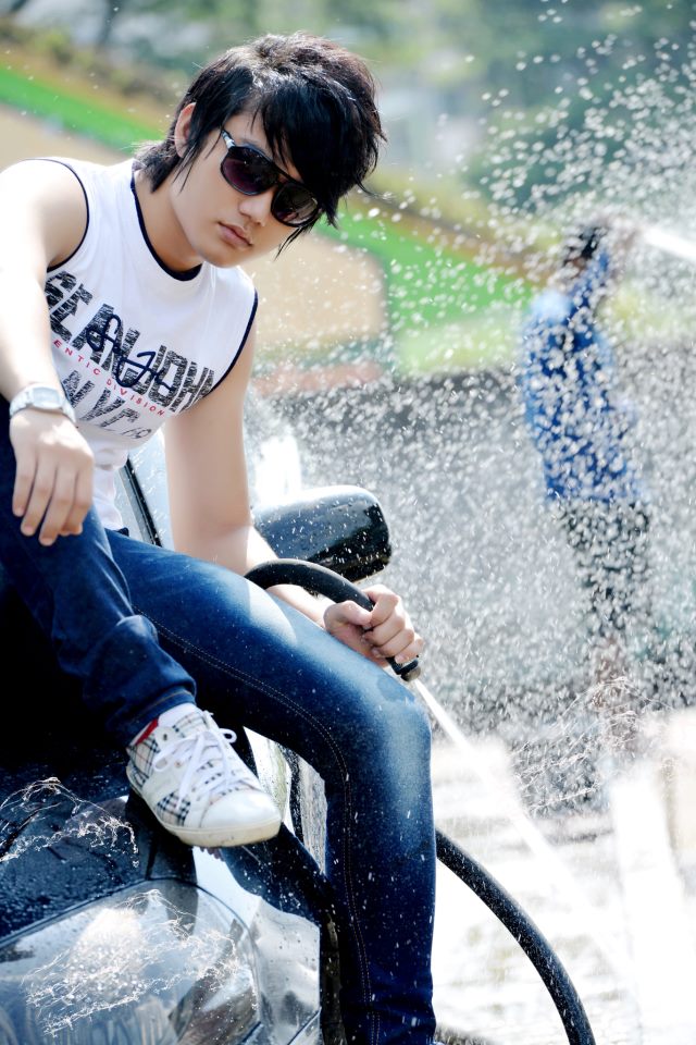 M Y A N M A R H U N K S Kaung Khant Kyaw Car Wash