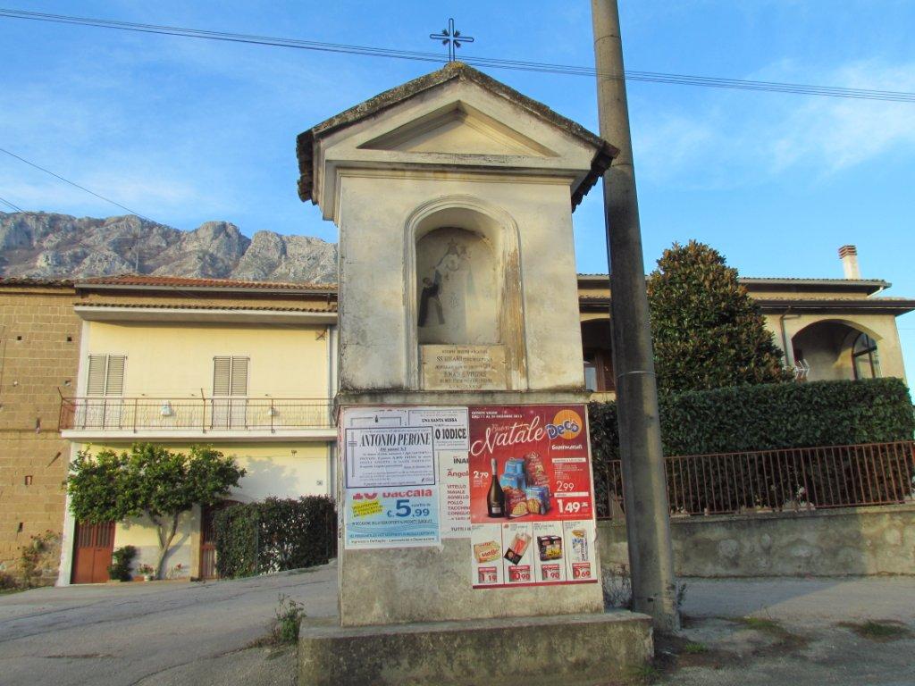 Tabernacoli italiani: Bonea. Madonna col Bambino e San Domenico di Guzmàn
