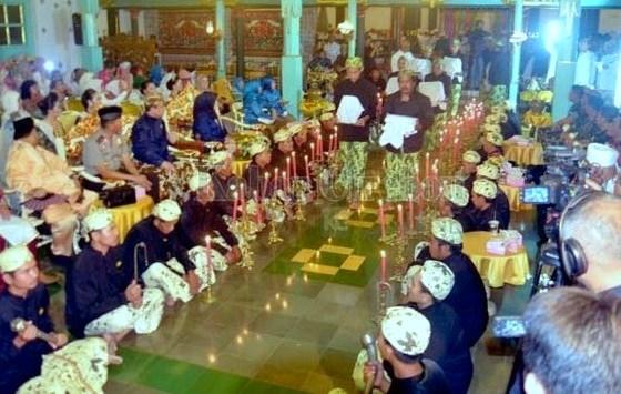 Mengenal Tradisi Panjang Jimat di Cirebon - Sejarah Cirebon