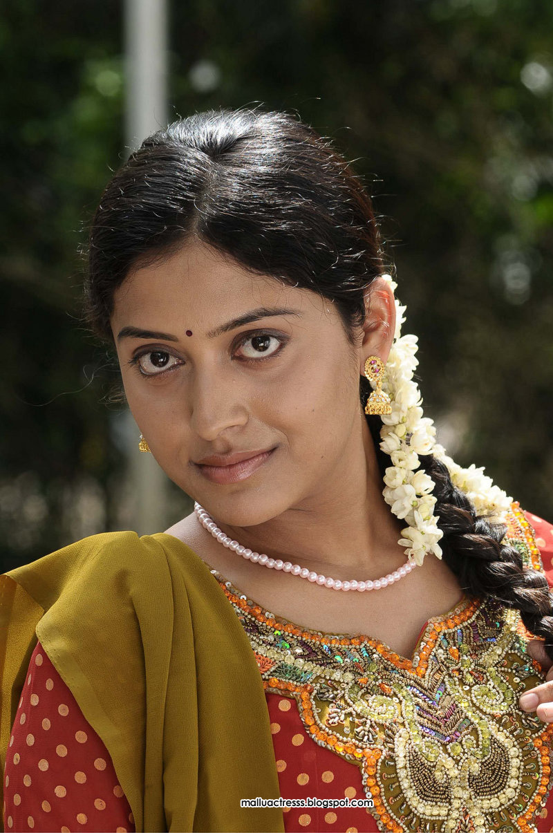 Malayalam actress: Kavitha Nair latest cute photo gallery