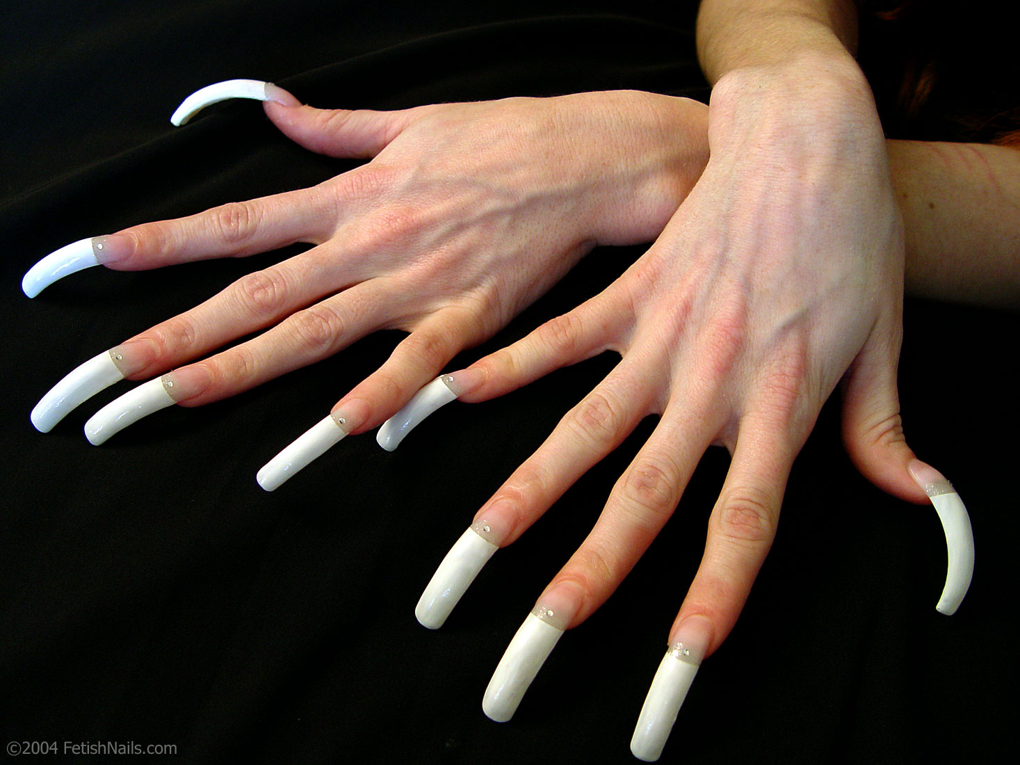 ShowgirlBeauty.com Gallery: Dragon Lady Tips - 2003