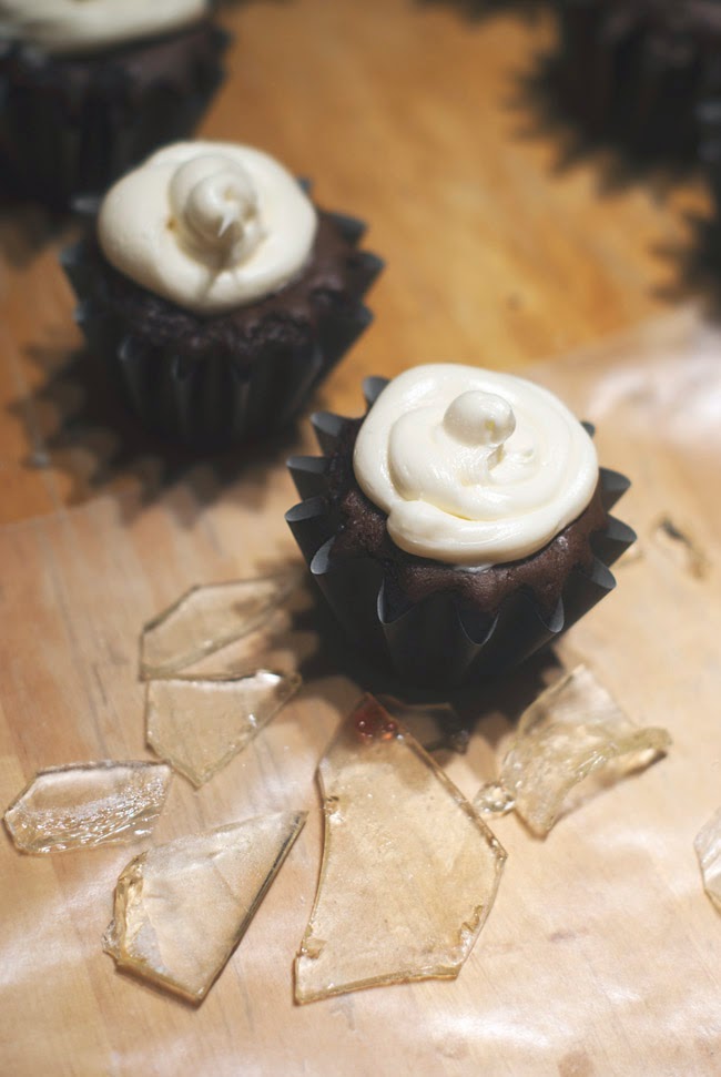 fox and gypsy: Devil's Food: Broken Glass Cupcakes