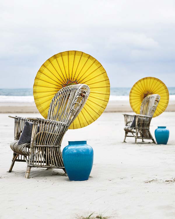 Chinoiserie Chic: Blue and Yellow Chinoiserie