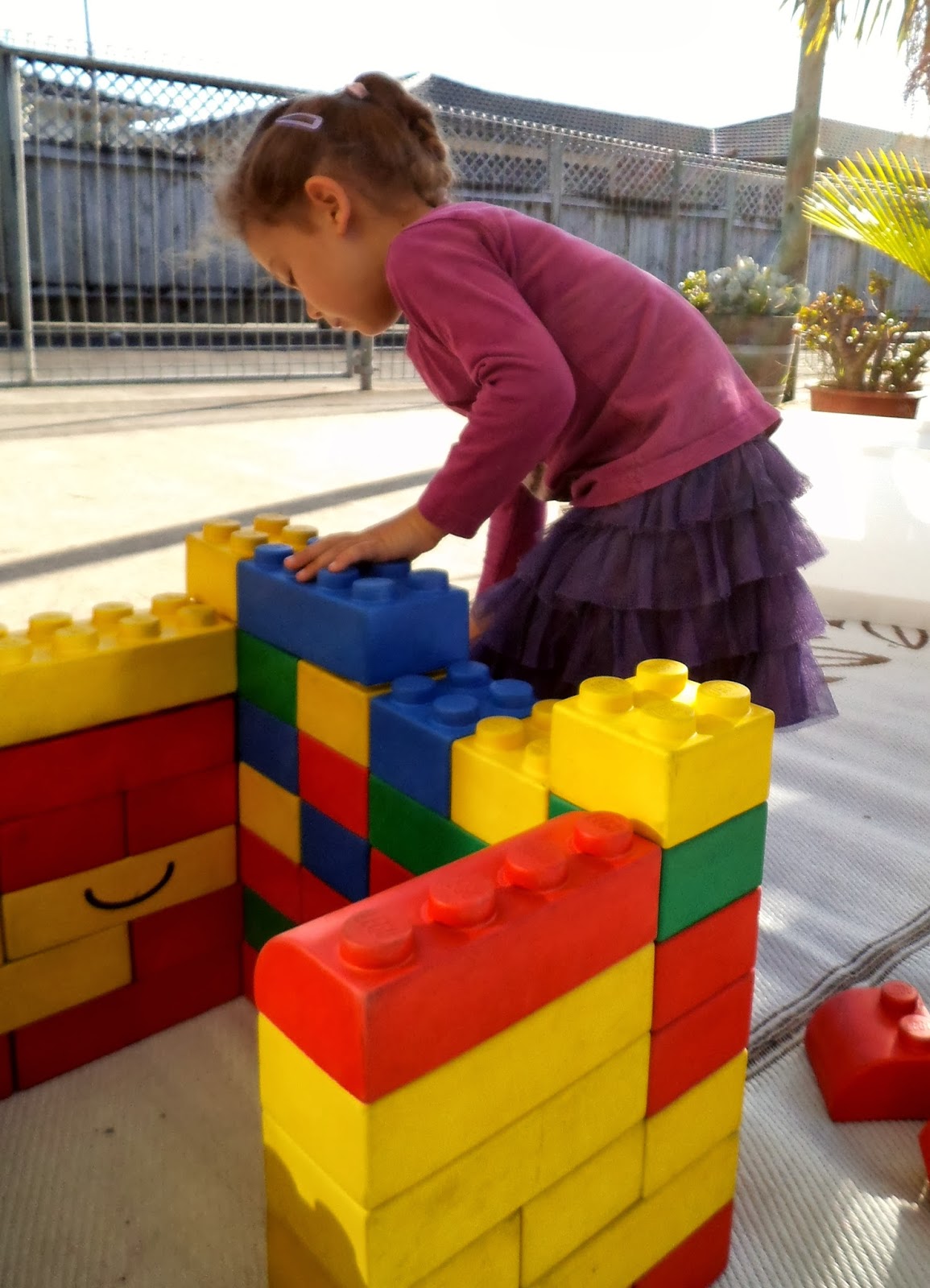 Mairtown Kindergarten: Construction Enhances Creativity