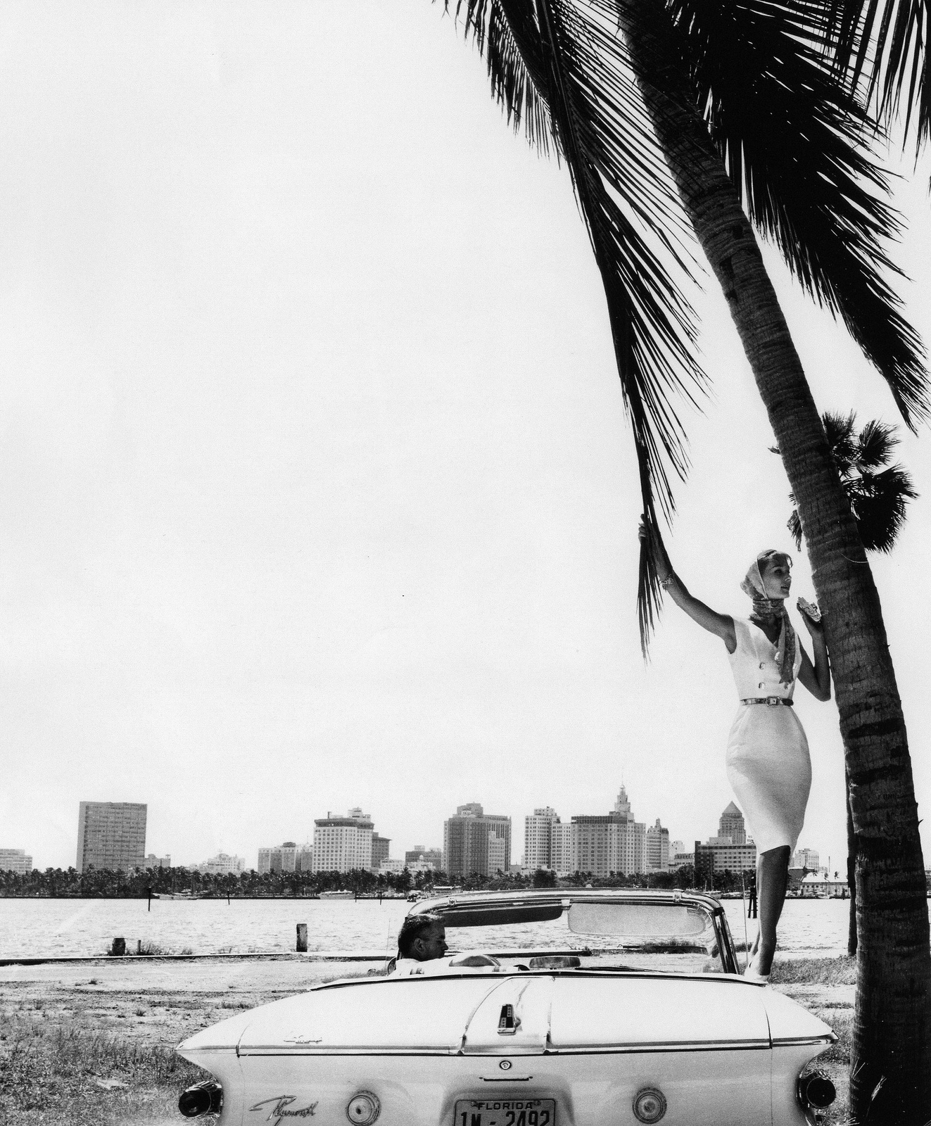 Tania Mallet - Vintage Classic Cars and Girls