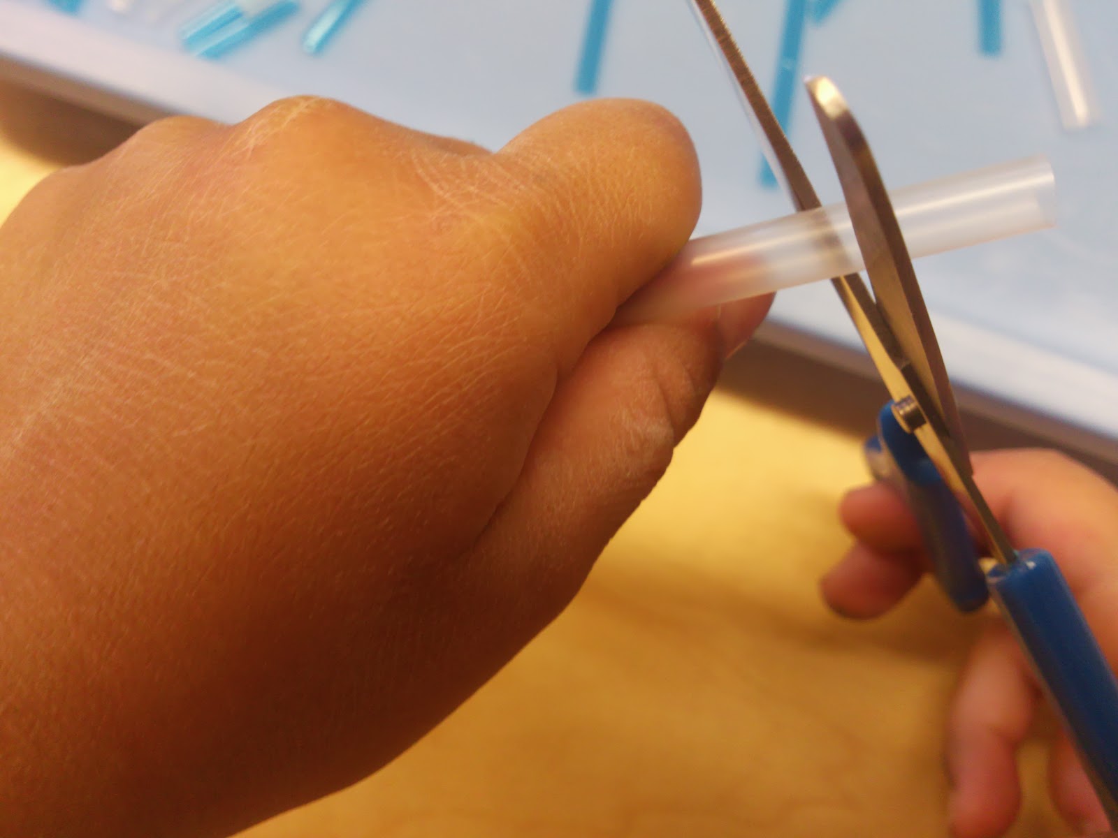 Work it Mommy: Cutting Straws- Fine Motor Activity