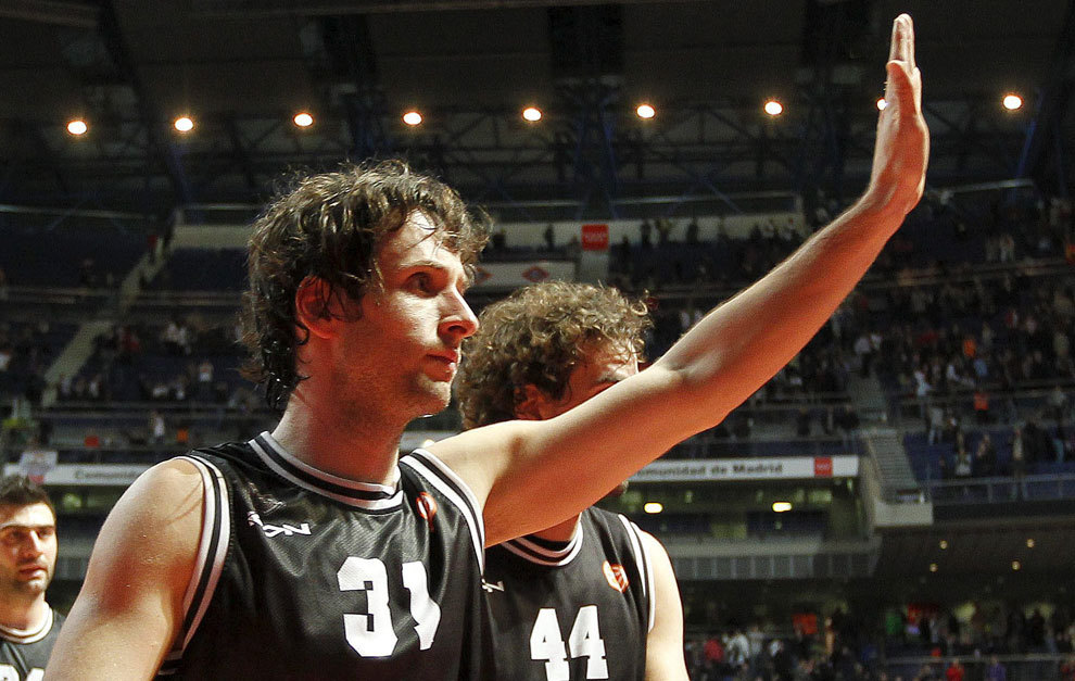 El fabuloso mundo del baloncesto: Raúl López se retirará del baloncesto ...