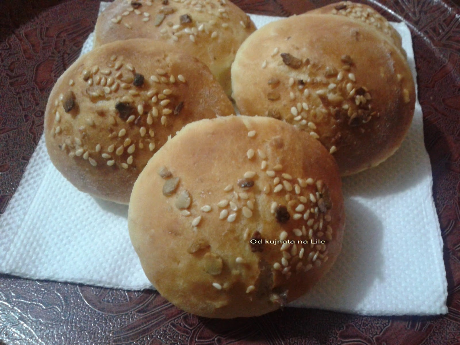 Vegetarijanski i posni jadenja i deserti.Vegetarian and Lenten cooking ...