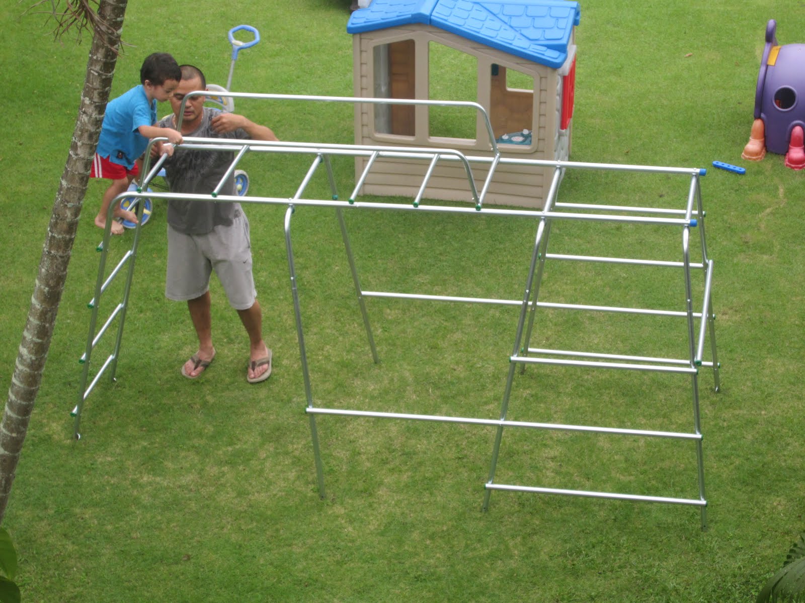 Heidi Actually: Our New Climbing Frame..!!