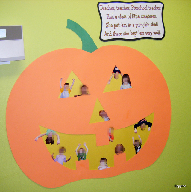 Tippytoe Crafts: Class Pumpkin Display