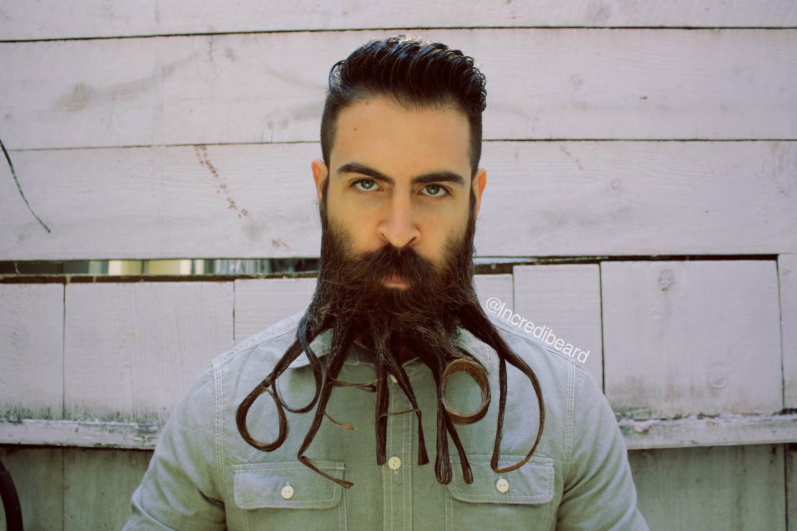 The Savvy Guyde: Keep That Beard Dapper