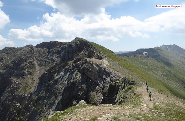 AVUI, SEMPRE. Dècades de muntanya: CAMBRA D'ASE (2750 m)