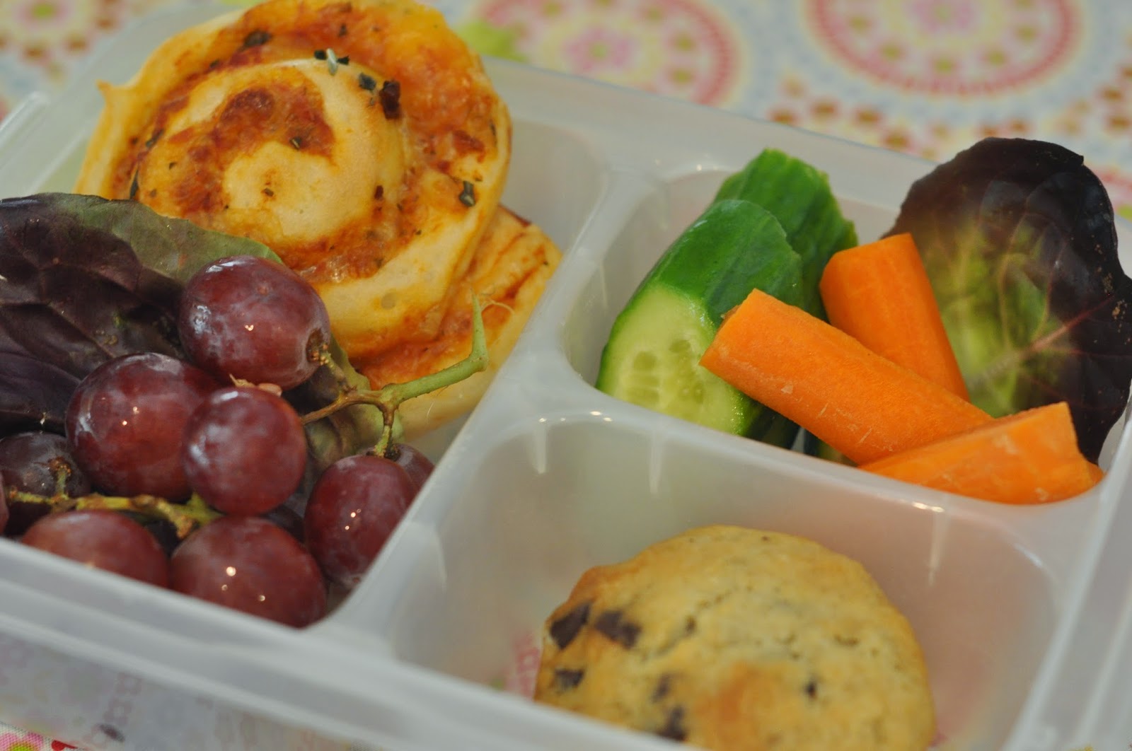 Mennonite Girls Can Cook: School Lunches from the Kitchen