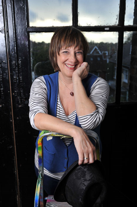 Jungle Red Writers: Deborah Crombie: Dreaming Up The Sound of Broken Glass