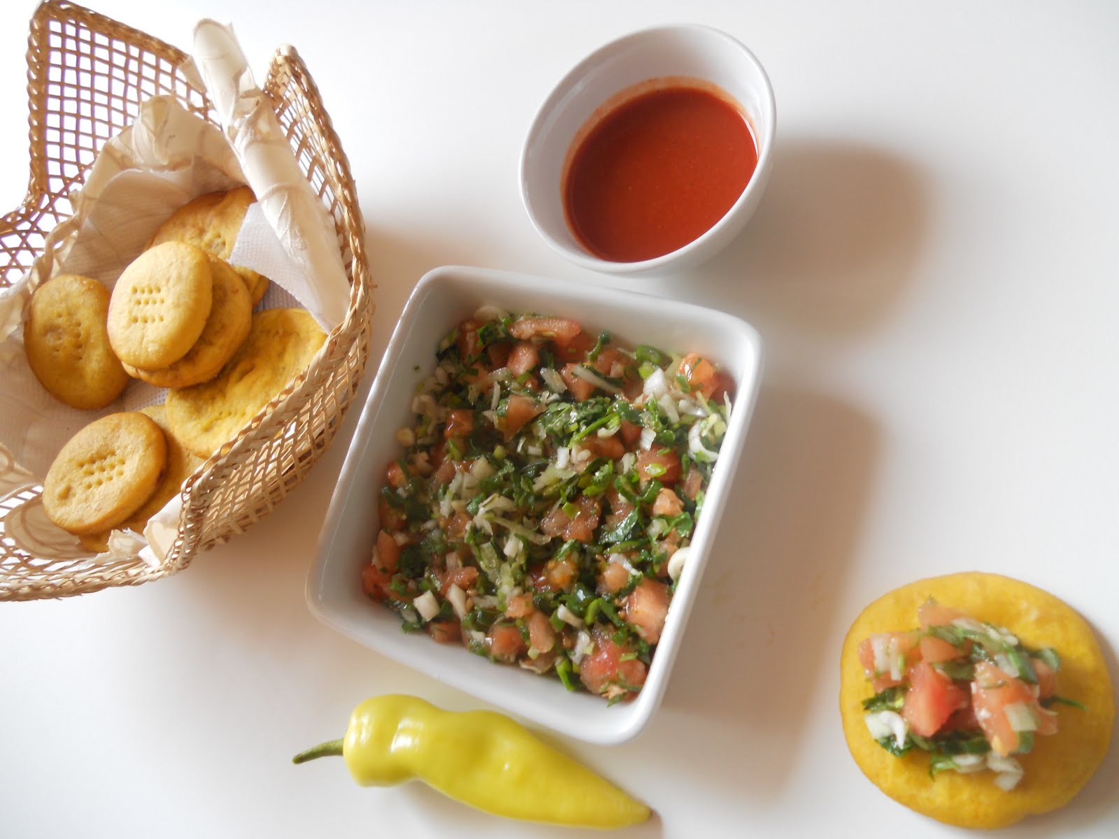 Cocina Chilena . Recetas Caseras: SOPAIPILLAS con pebre