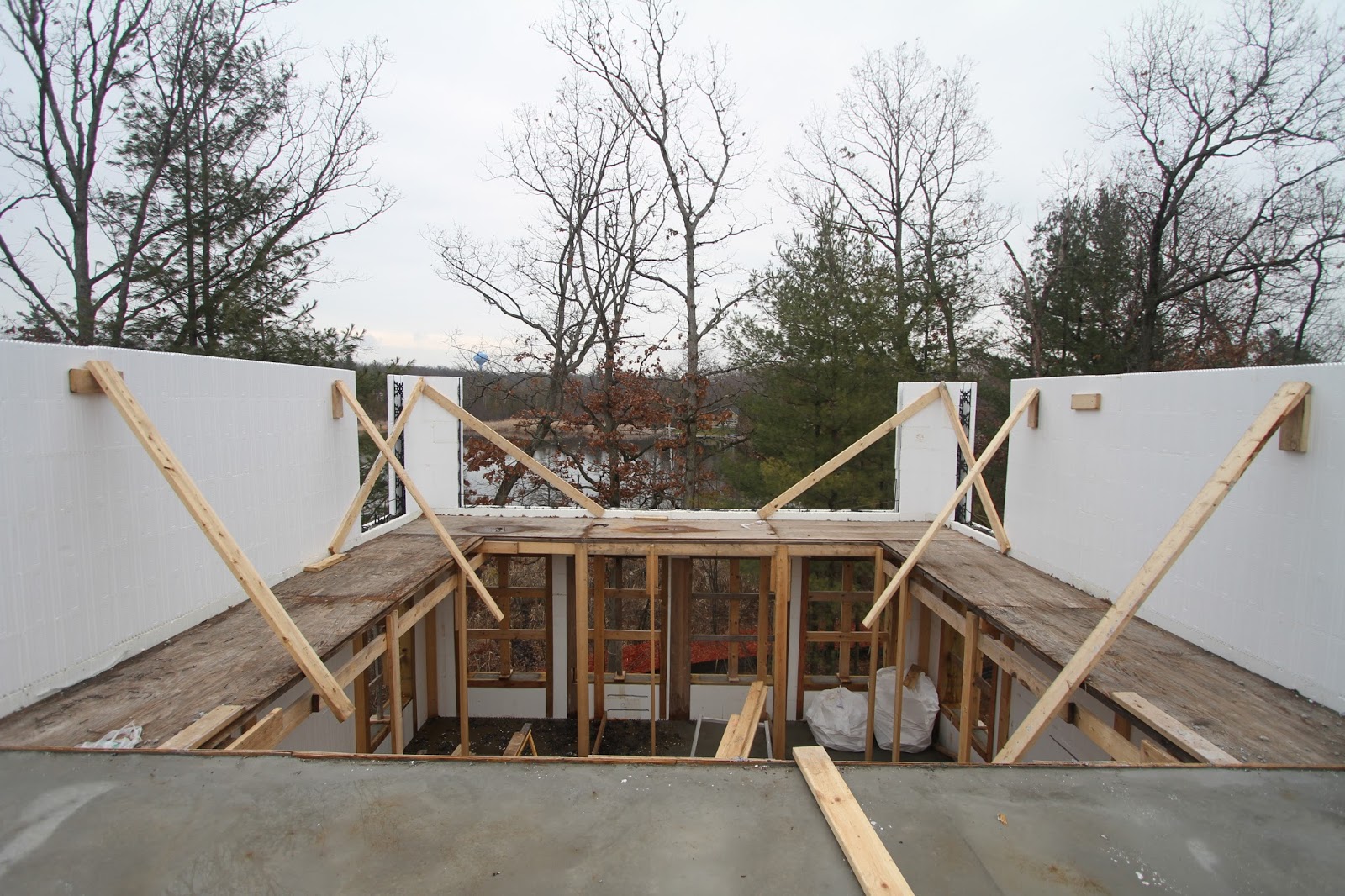 Our Lake Fortress: Second Floor walls: More walls.