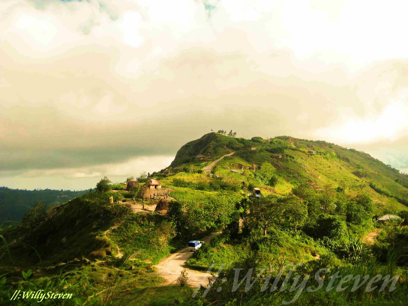 TravellerMeds: Fatu Ulan - The Misty Land [Photo gallery]