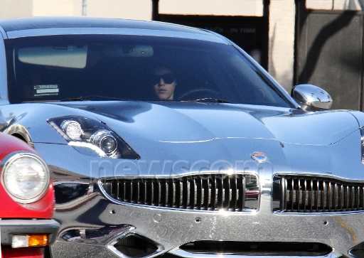 Justin Bieber: Justin Bieber Drove his New Painted Fisker Karma