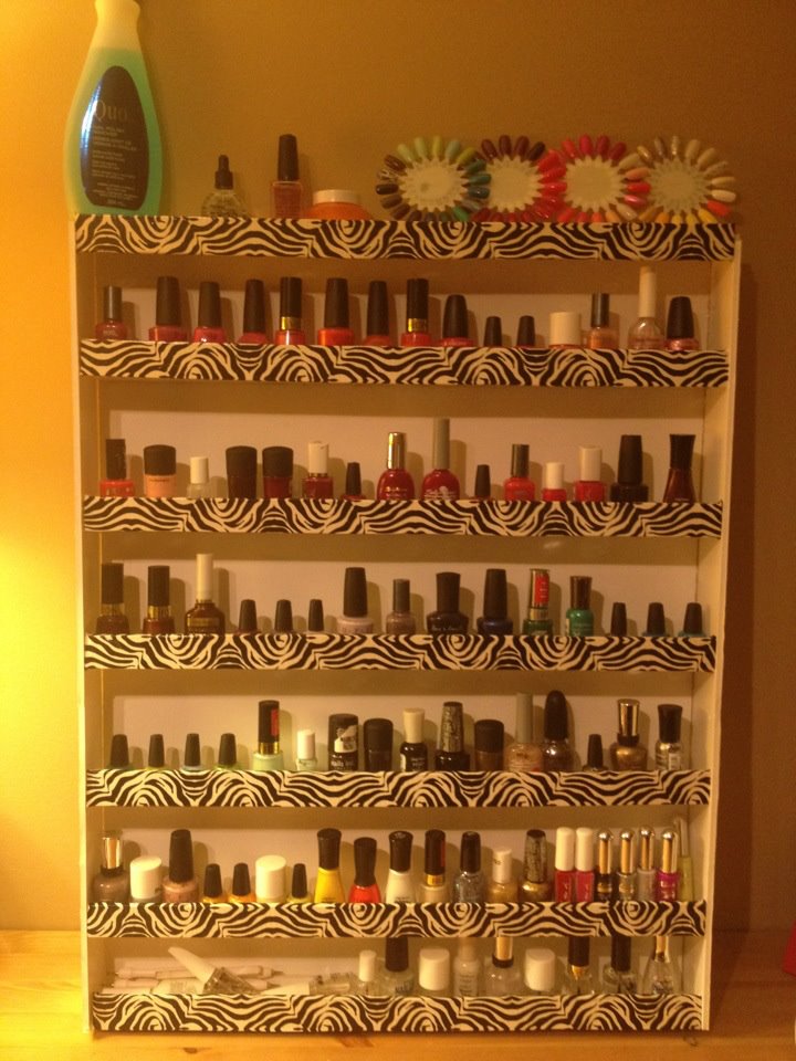 Lace n' Cakes: DIY : Nail Polish Rack!