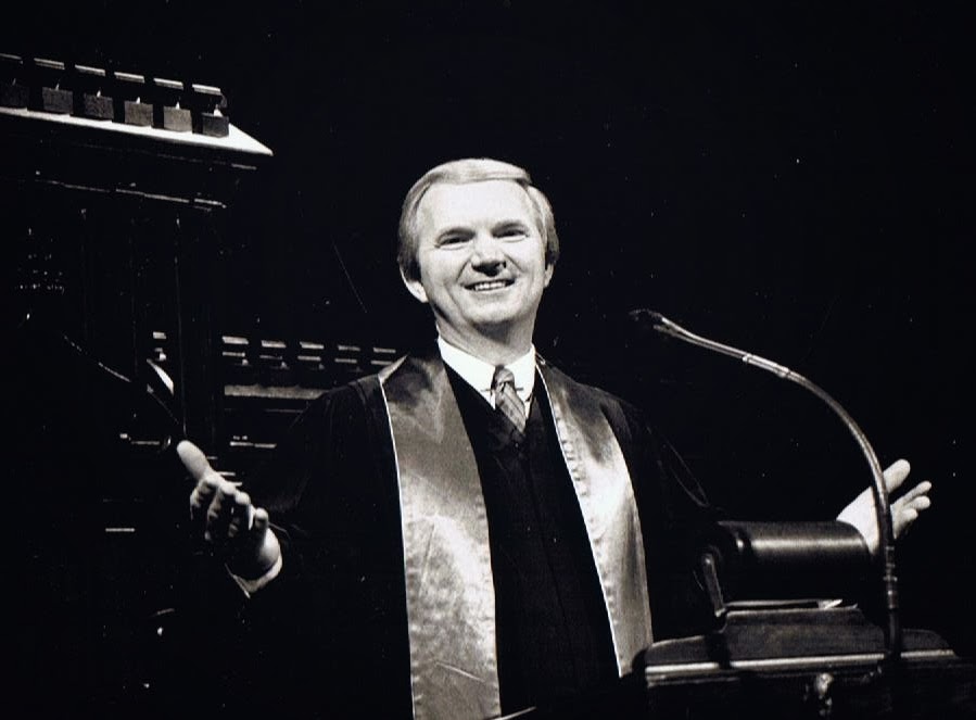 Wesley Methodist Church (Oklahoma City): Select Biography: Dr. Robert L ...