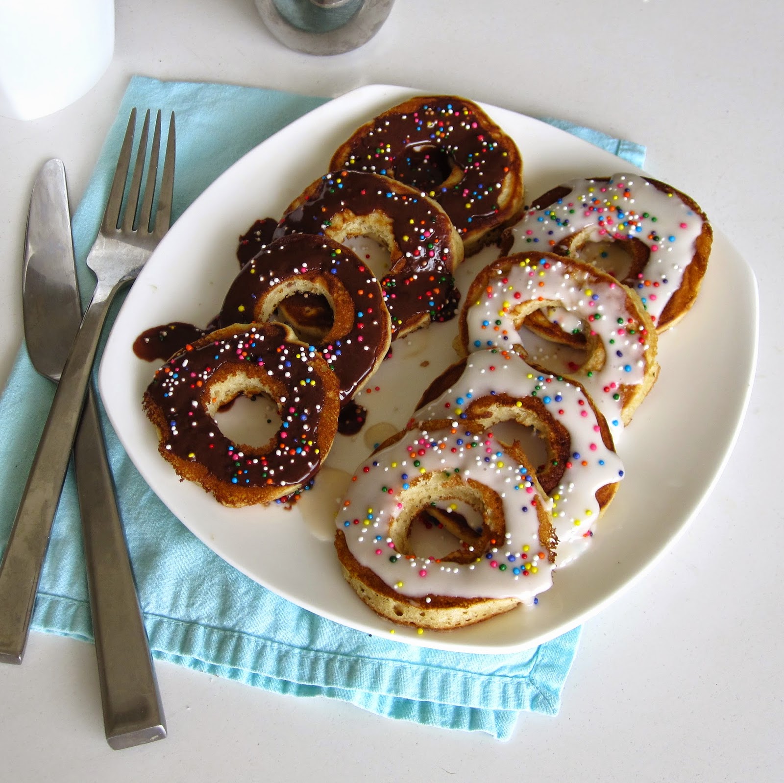 {VIDEO} Miniature Cheerio Doughnuts (Donut Sprinkles) - The Lindsay Ann