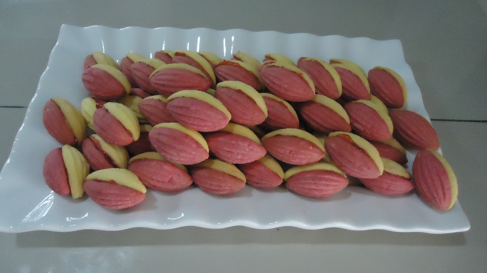 Zara ♥ Baking: RESIPI BISKUT BUAH KANA...