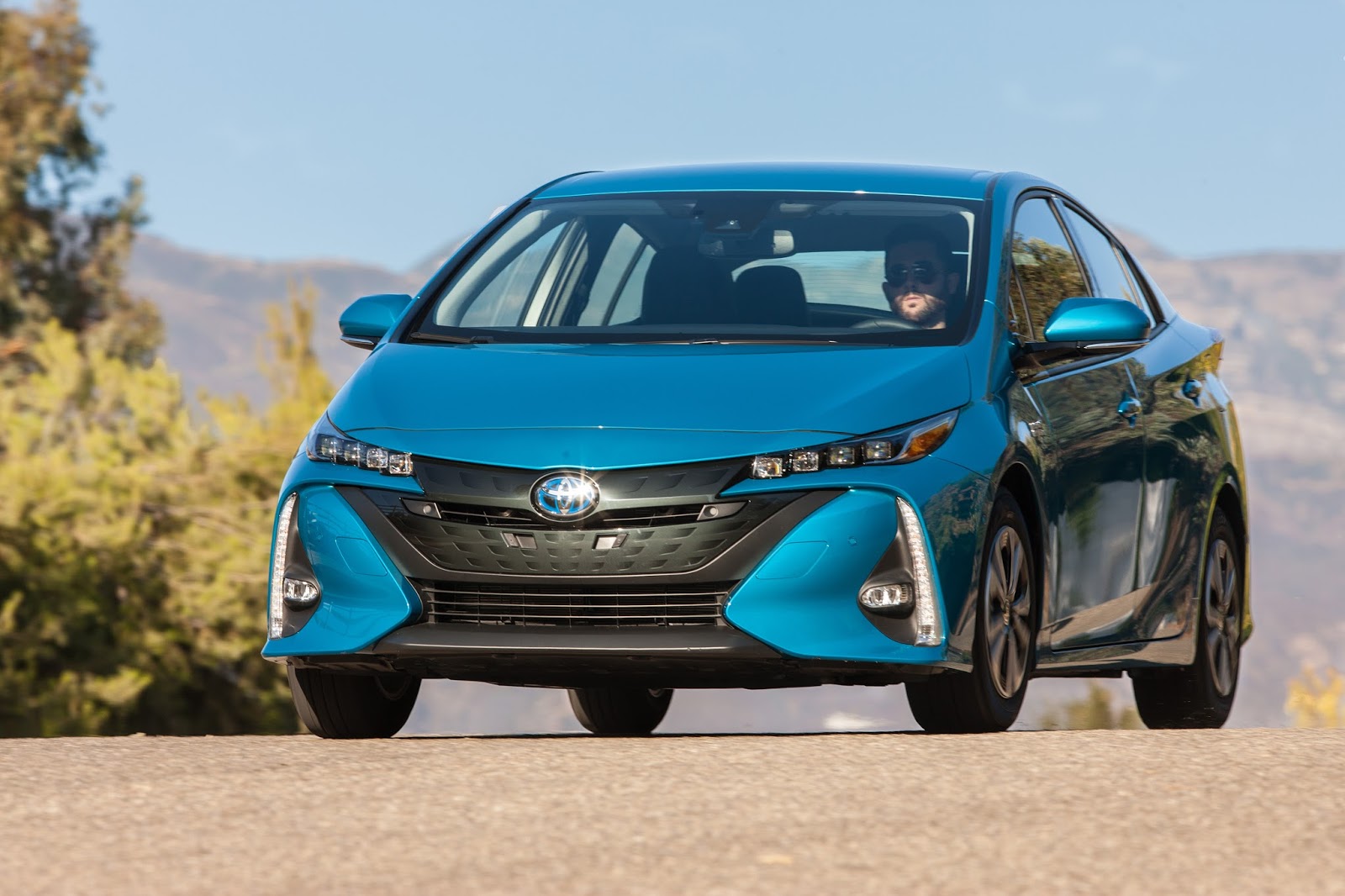 Prime Time: The 2017 Toyota Prius Prime Advanced