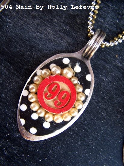 504 Main by Holly Lefevre: Bingo Marker Spoon Pendant (Jewelry Tutorial)
