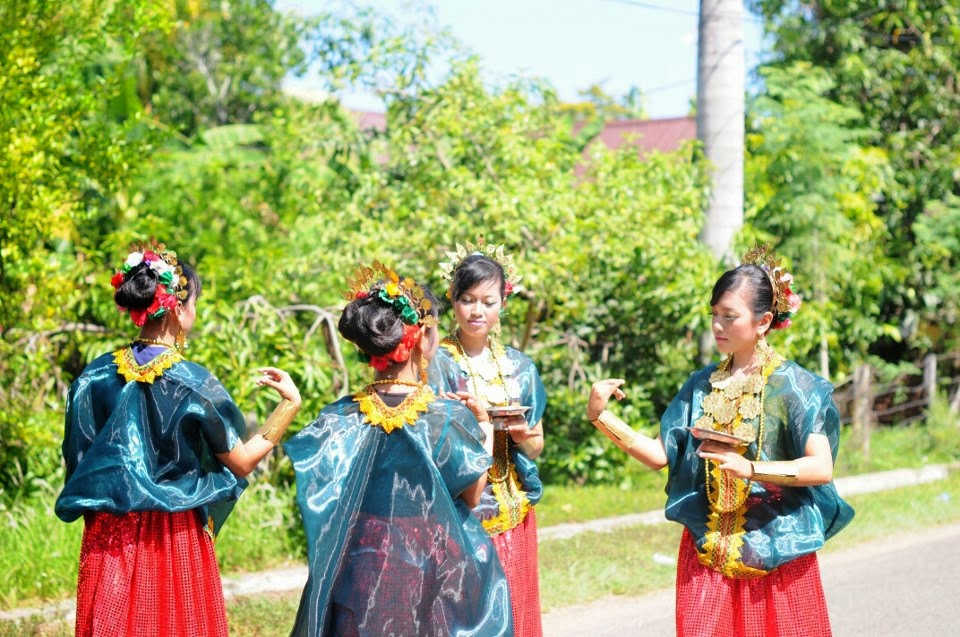 Bosara Dance | Garf Field