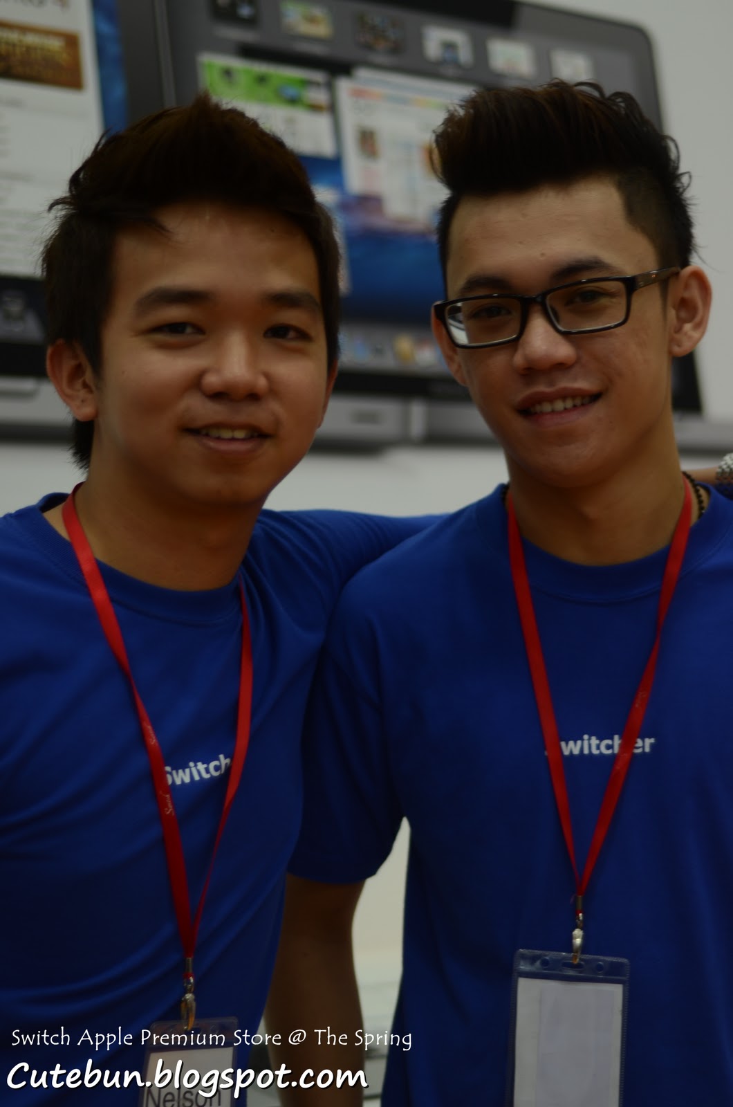 Switch Apple Premium Store now @ The Spring Kuching!