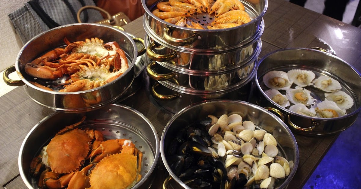 K-Tower, 9-Tier Seafood Tower with Army Stew Base @ Amoy Street ...