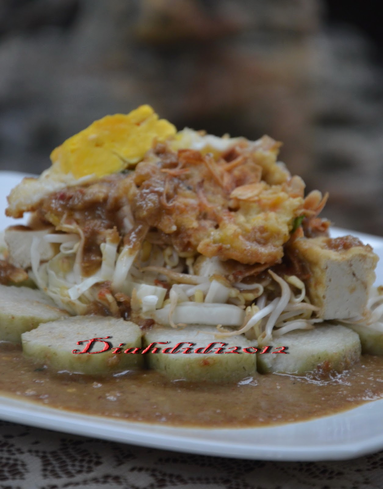 Diah Didi's Kitchen: Resep Tahu Gimbal Semarang