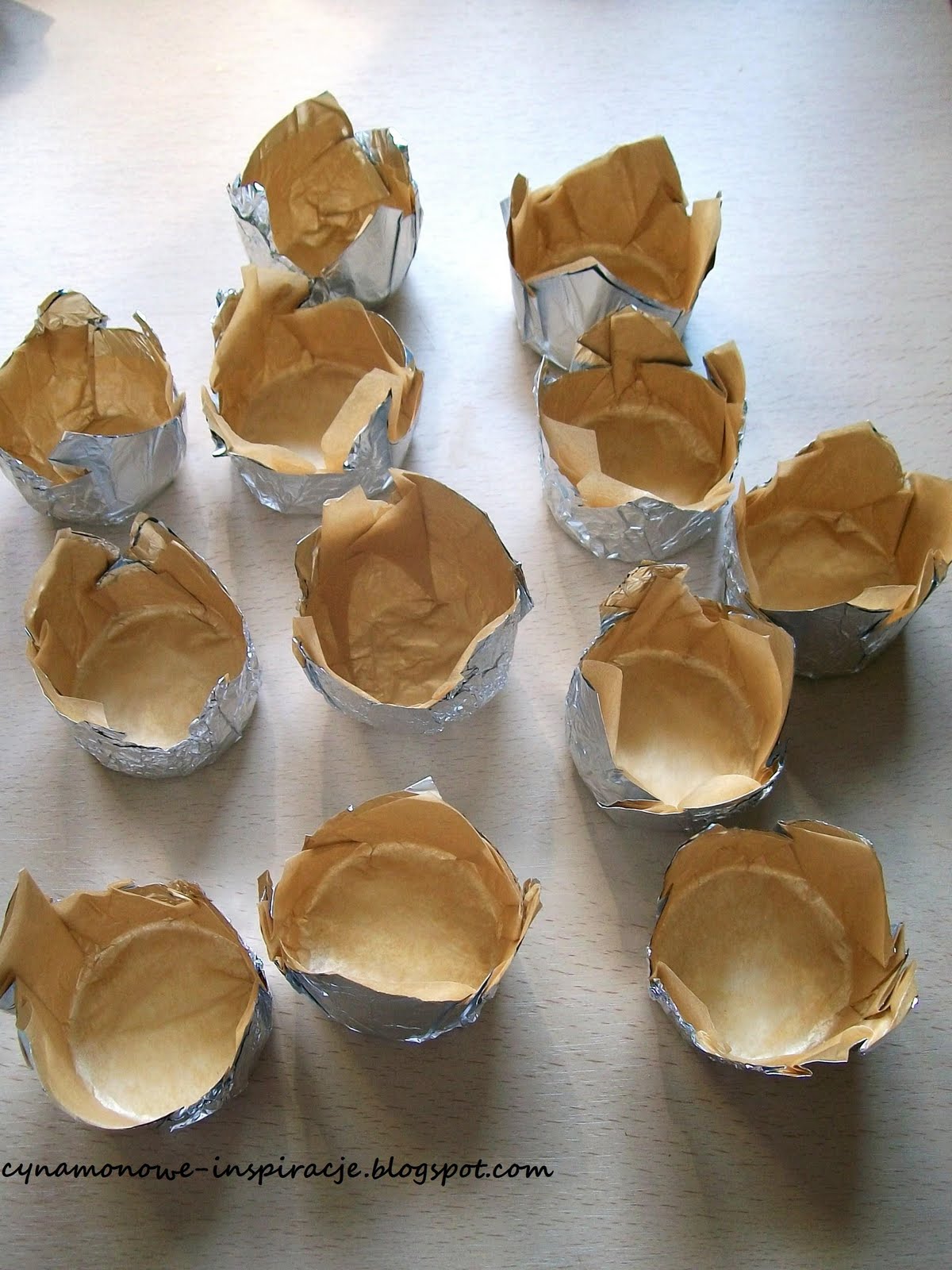 Cynamonowe inspiracje: Foremki na muffiny, czyli zrób to sam!