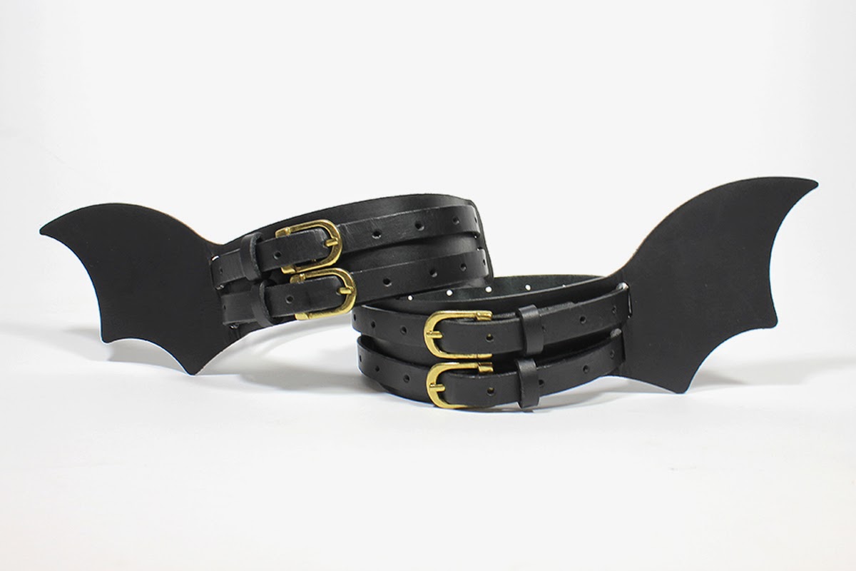 buttcape: Review: Aetherlund Bat Wing Cuffs