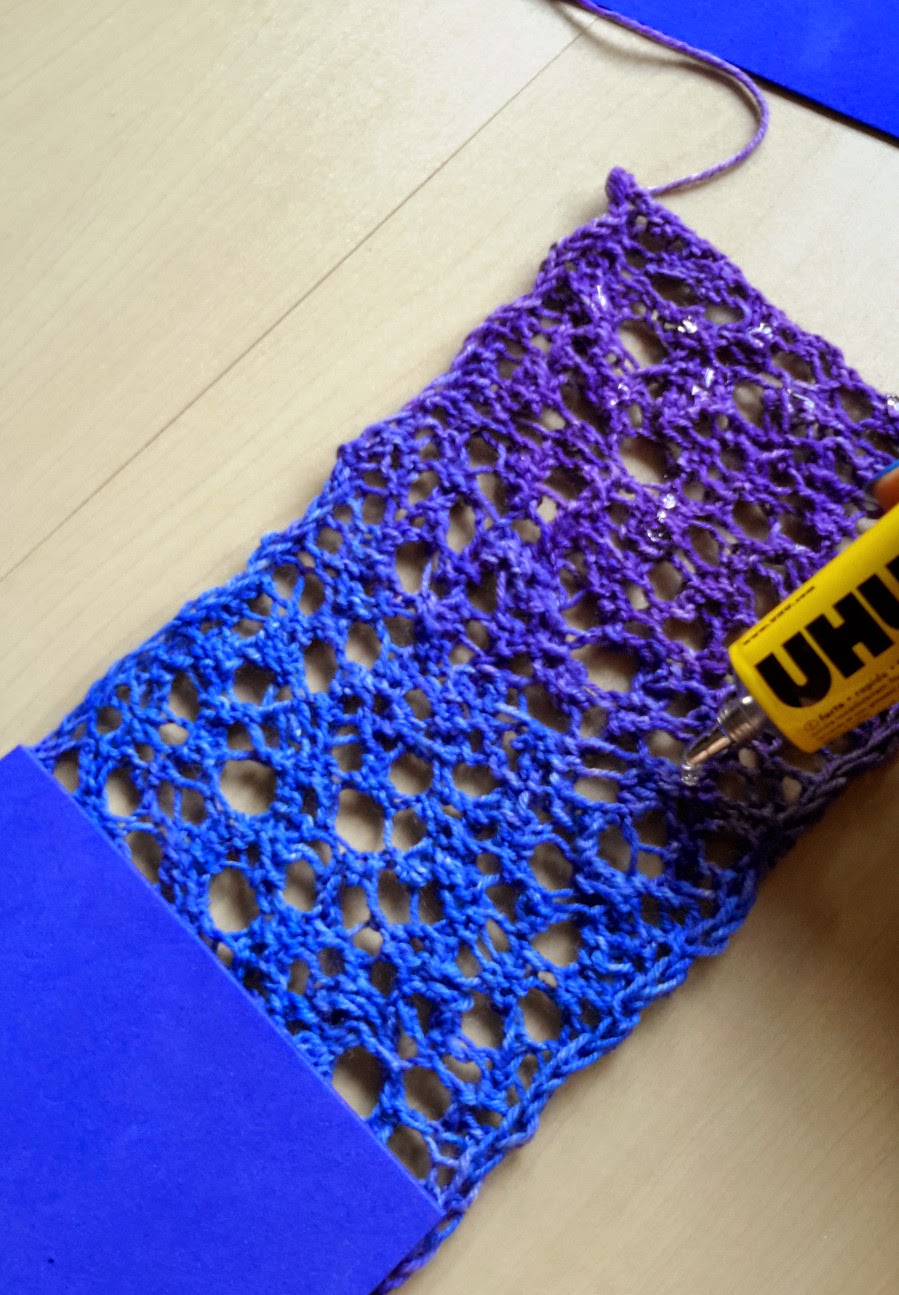 Knitting and so on: Lacy E-Book or Tablet Sleeve