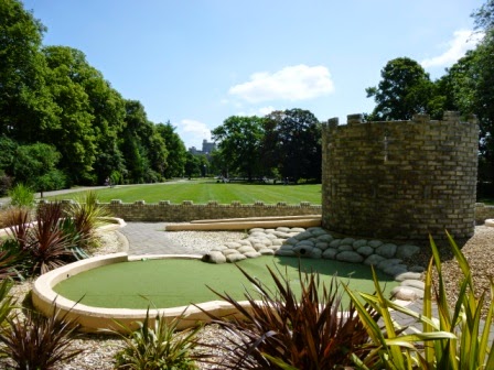 The Ham and Egger Files: Windsor Adventure Golf