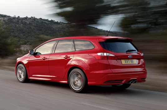 Ford Focus ST SW | Quatro rodas e um volante!