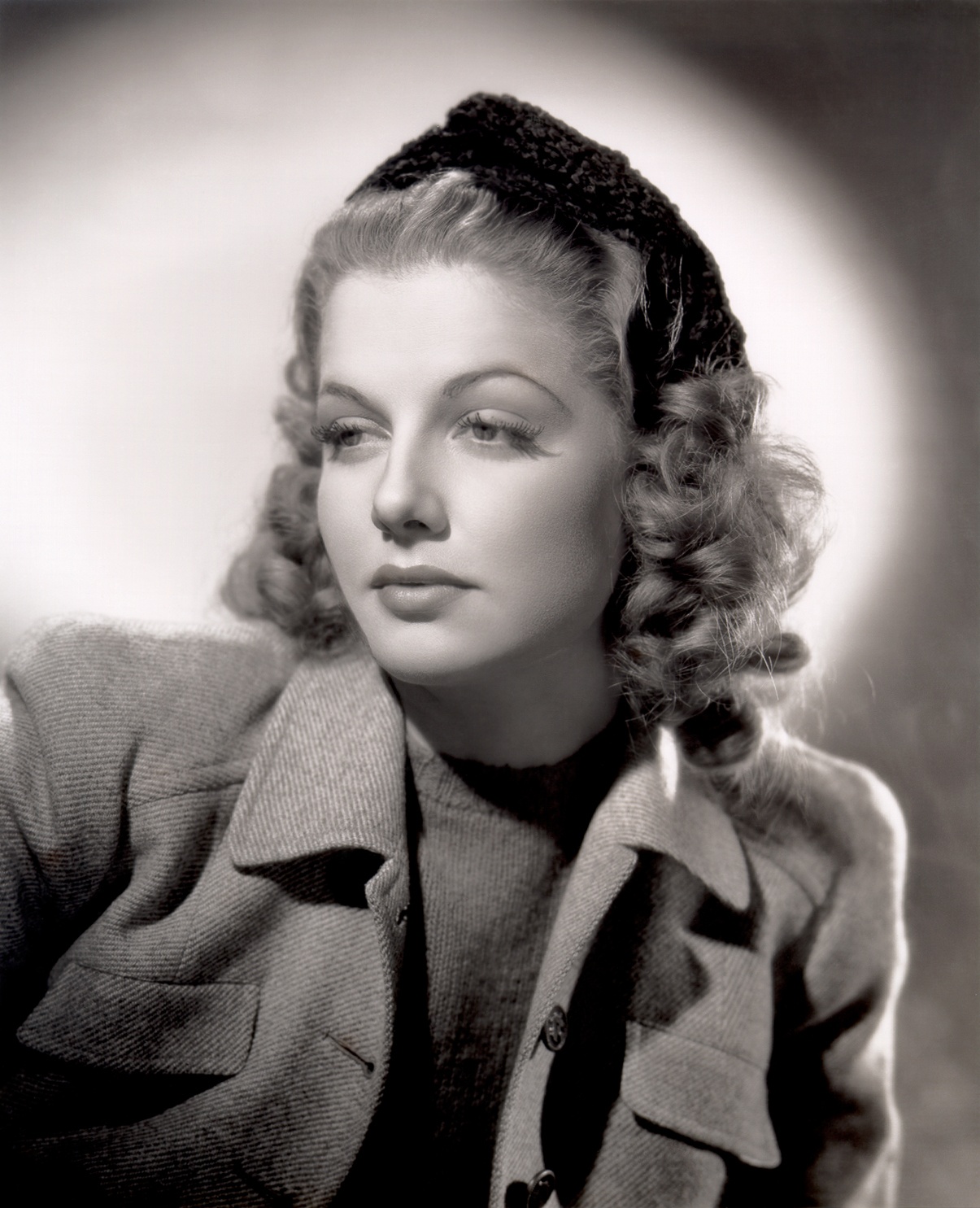 Slice of Cheesecake: Ann Sheridan, pictorial