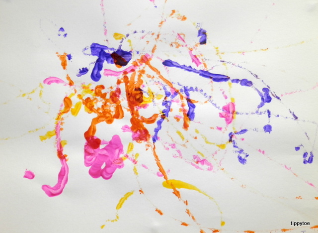 Tippytoe Crafts: Spinning Top Art