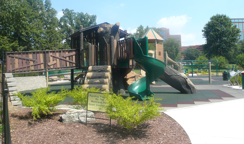 Play St. Louis: Shaw Park, Clayton