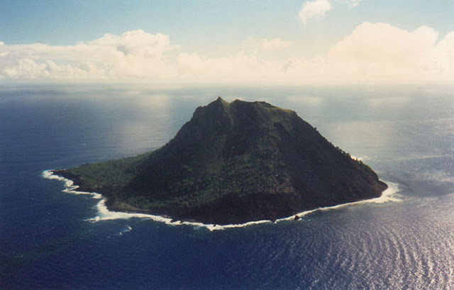 Tahiti, ses îles et autres bouts du monde: Mehetia, in the Winward Islands