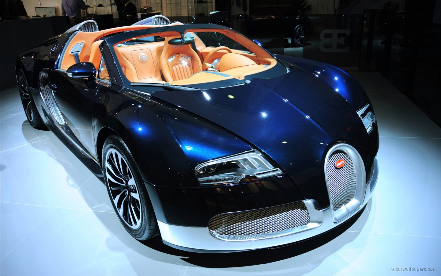 topwallpapernike: latest_bugatti_veyron_car