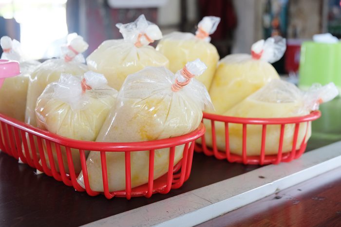 Cerita Kenanga: Warung Pak Ghofar, Tempat Kuliner Bagi Kamu Pencinta Pedas