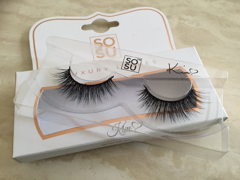 The Glamourelle : SoSu Eyelashes Review!