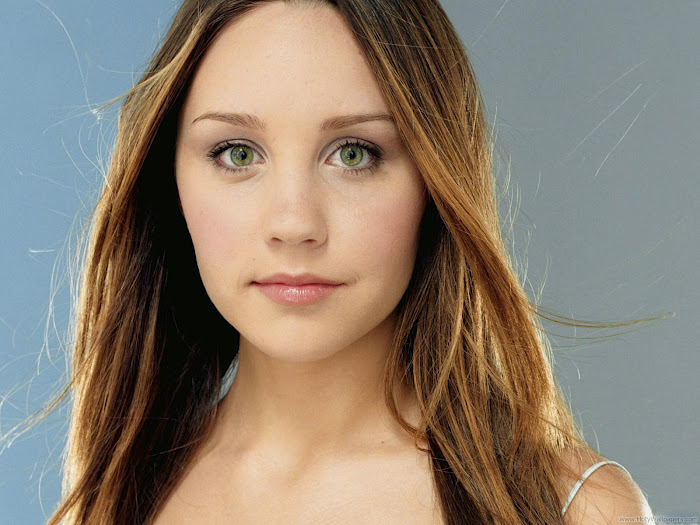 Amanda Bynes hd wallpaper | Movies Songs Lyrics