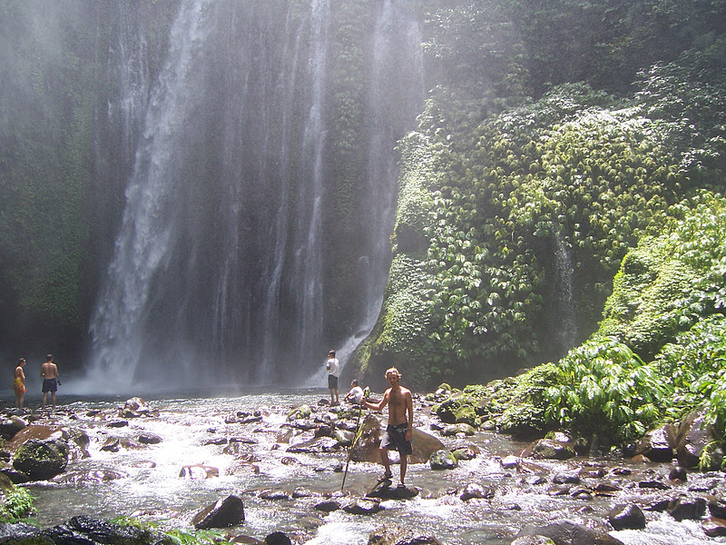 Un viajero por el mundo: Senaru II- Sira beach