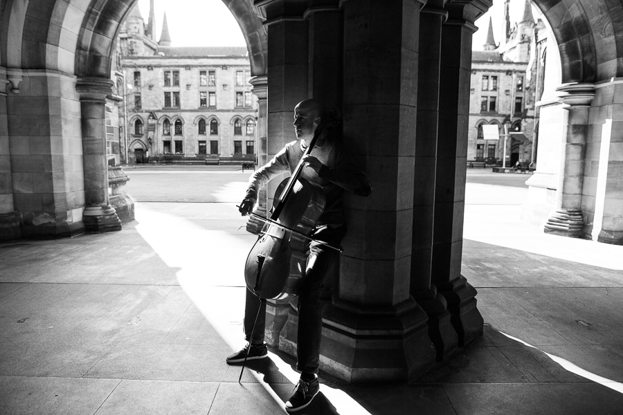 PKIMAGE - Musicnotes: Cellist David Munn