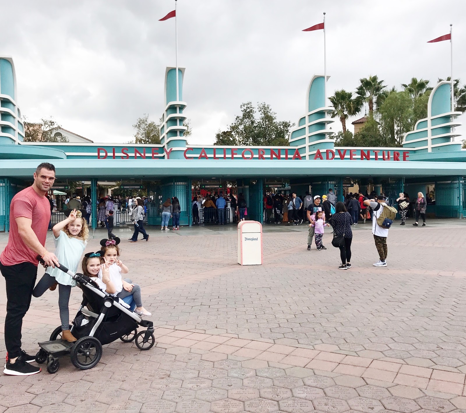 Lula Girls Blog: Disney GUIDE