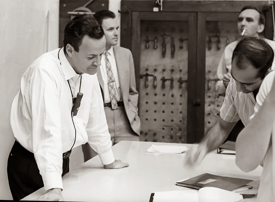 Οι τρεις τόμοι των διαλέξεων του Richard Feynman δωρεάν