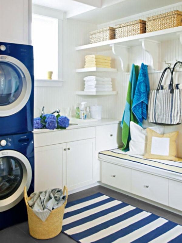 ciao! newport beach: fluff and fold